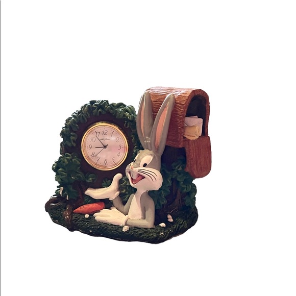 Wall Decor | Vtg Warner Bros Bugs Bunny Rabbit Hole Clock | Poshmark